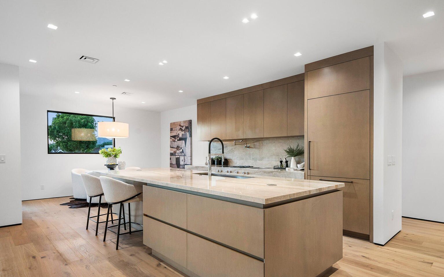 Kitchen Island Planning: Outlets, Seating, Storage